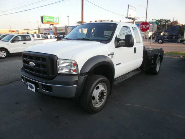 Trucks – BusMax Leasing